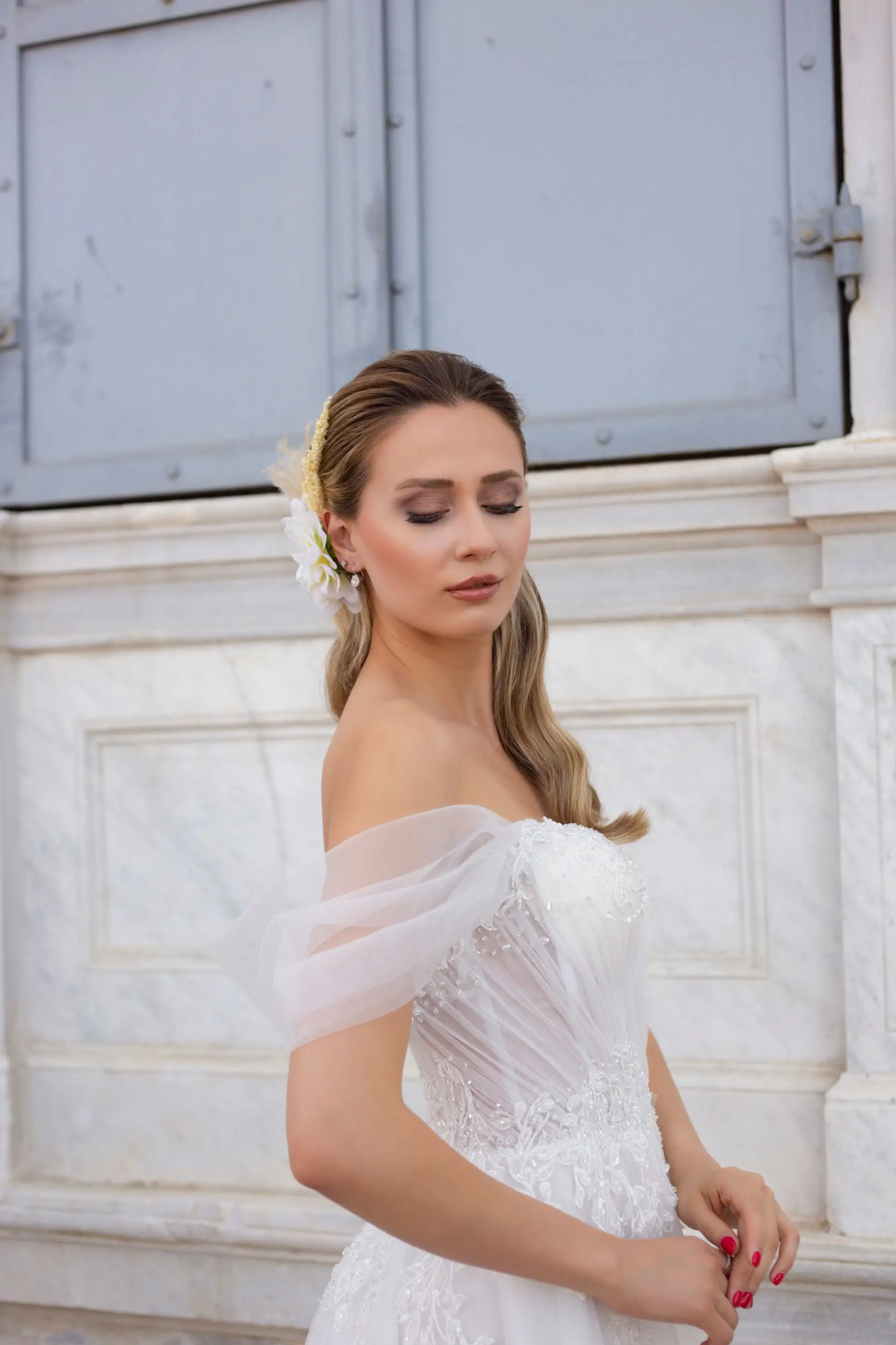 Kayık Yaka Drapeli Beden Helen Model Gelinlik | Mine Gülayla